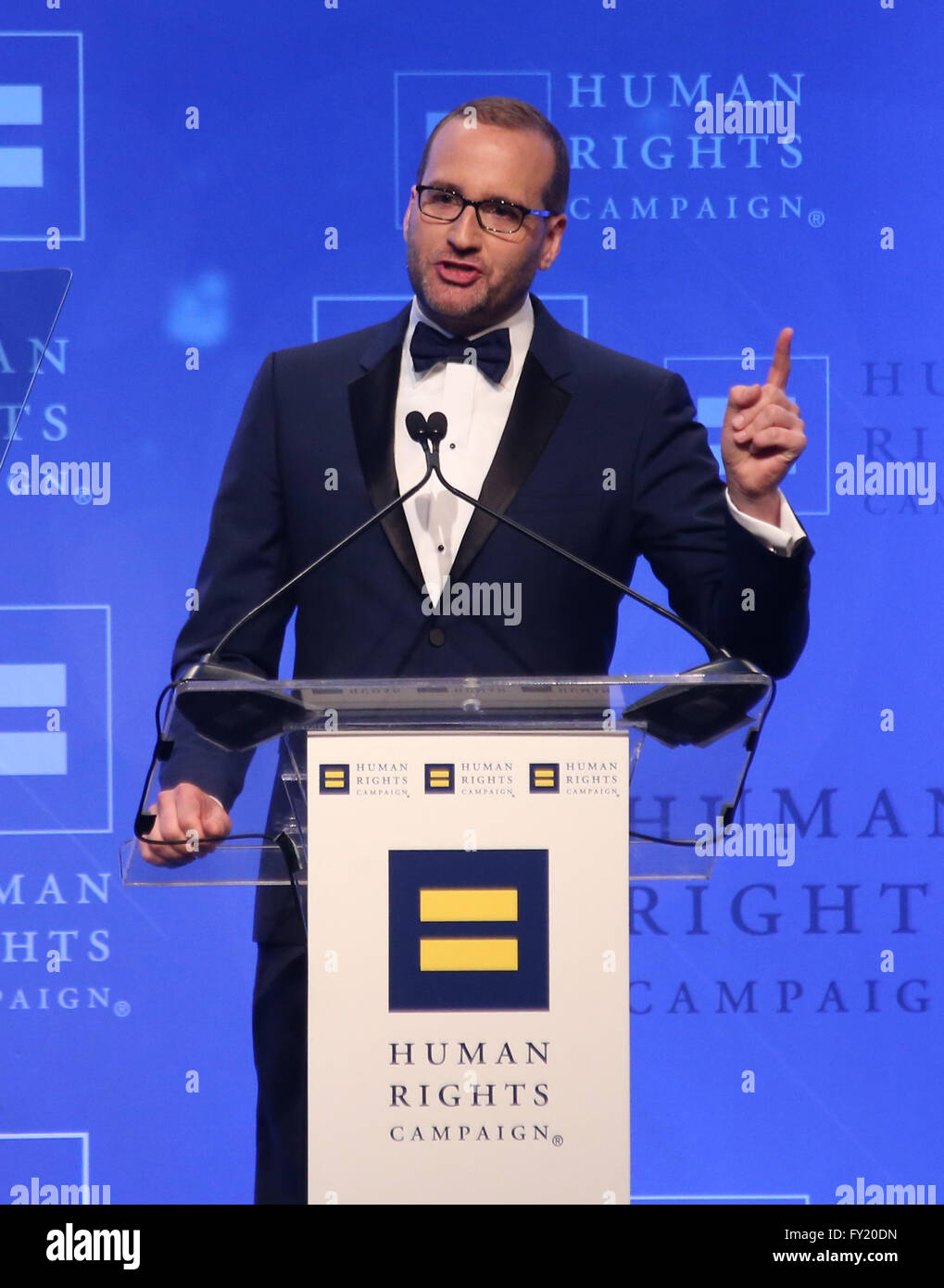 Human Rights Campaign 2016 Los Angeles Gala Dinner Inside Featuring ...