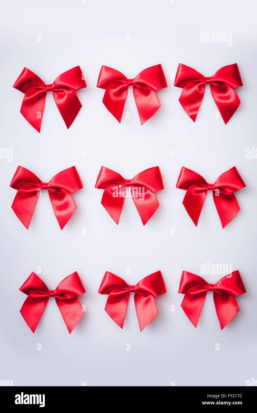 Red ribbons hi-res stock photography and images - Alamy