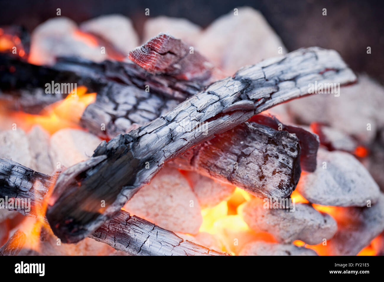 Burned charcoal hi-res stock photography and images - Alamy