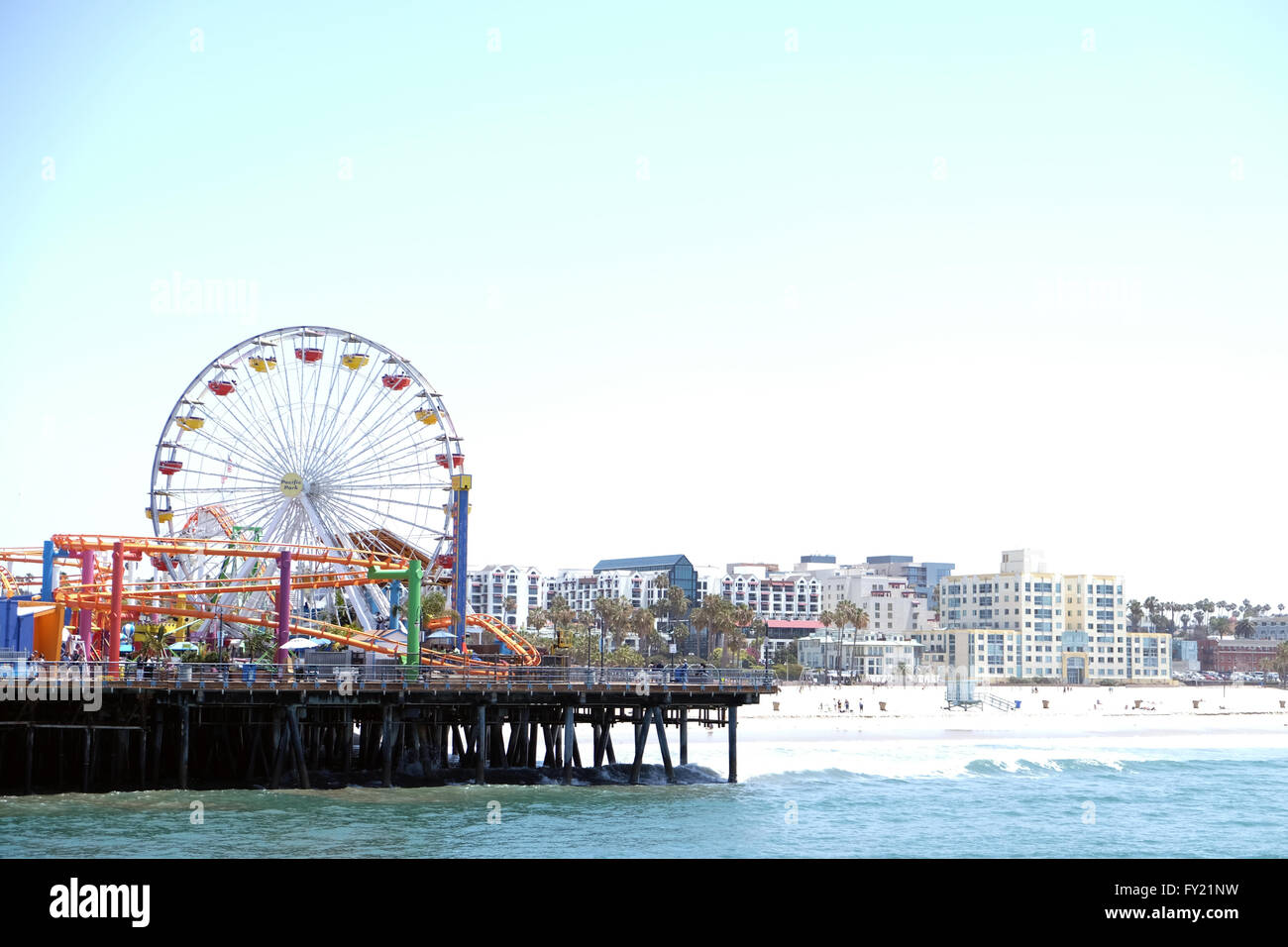 Sun wheel ferris wheel california hi-res stock photography and images ...