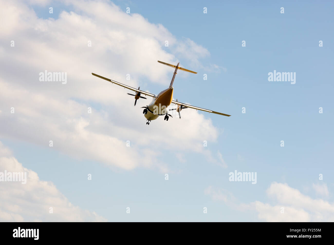 Double airplane hi-res stock photography and images - Alamy