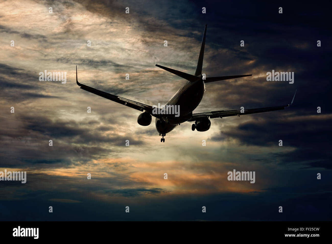 Night Takeoff High Resolution Stock Photography and Images - Alamy