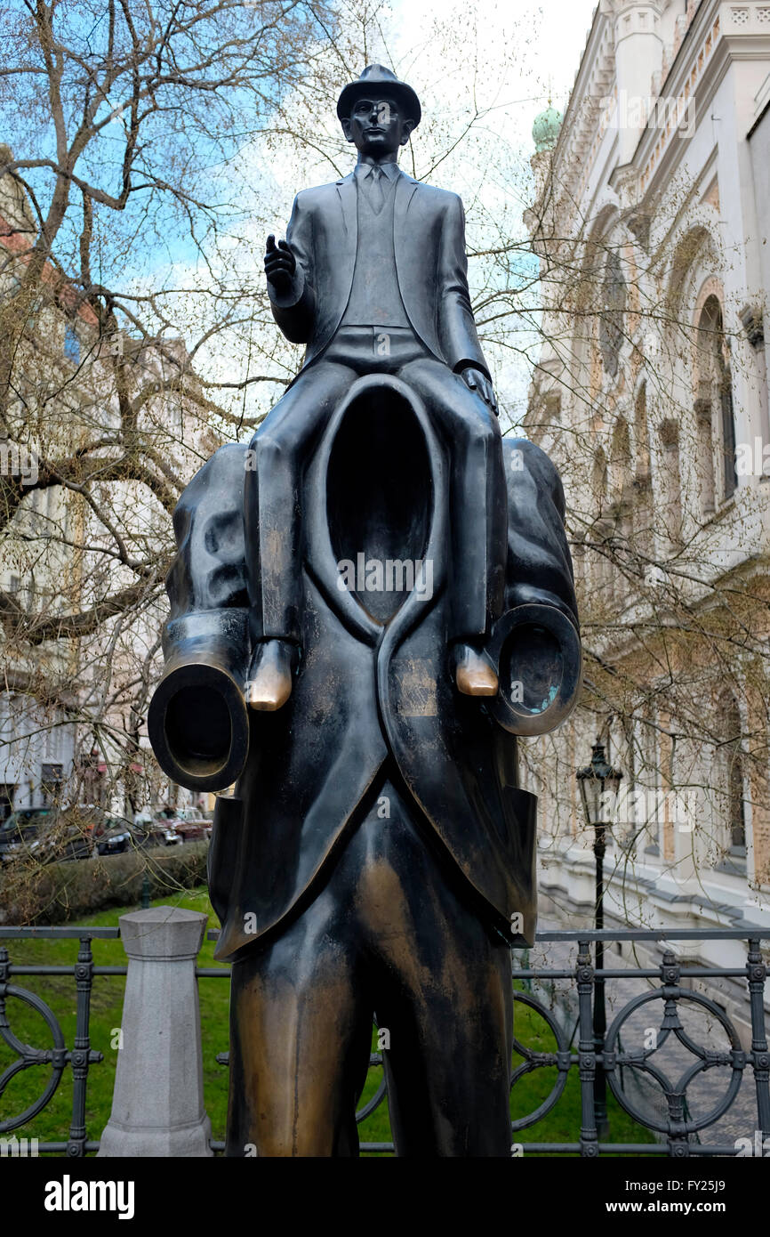 Franz Kafka bronze statue in Prague Stock Photo - Alamy