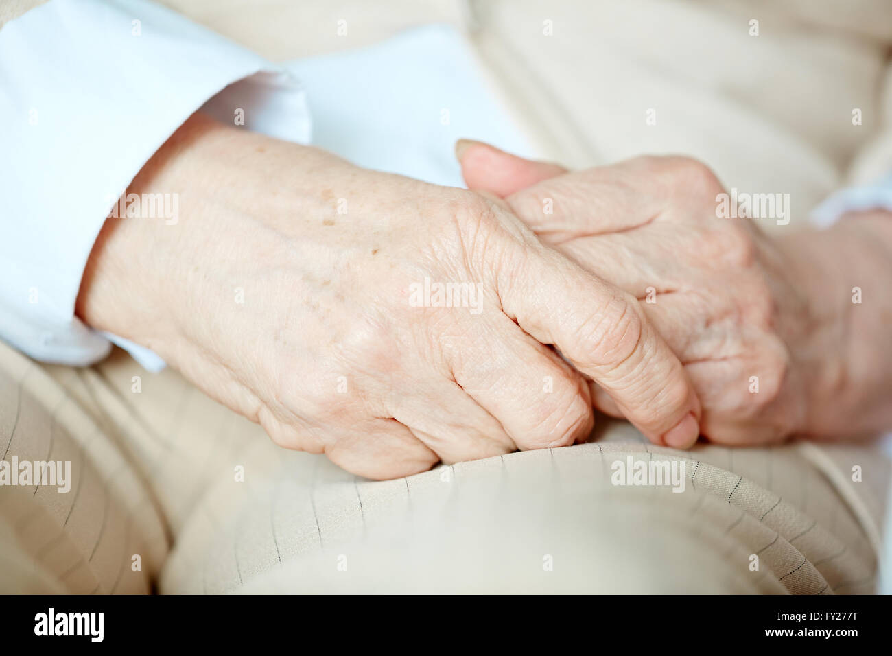 Hands of senior woman Stock Photo - Alamy