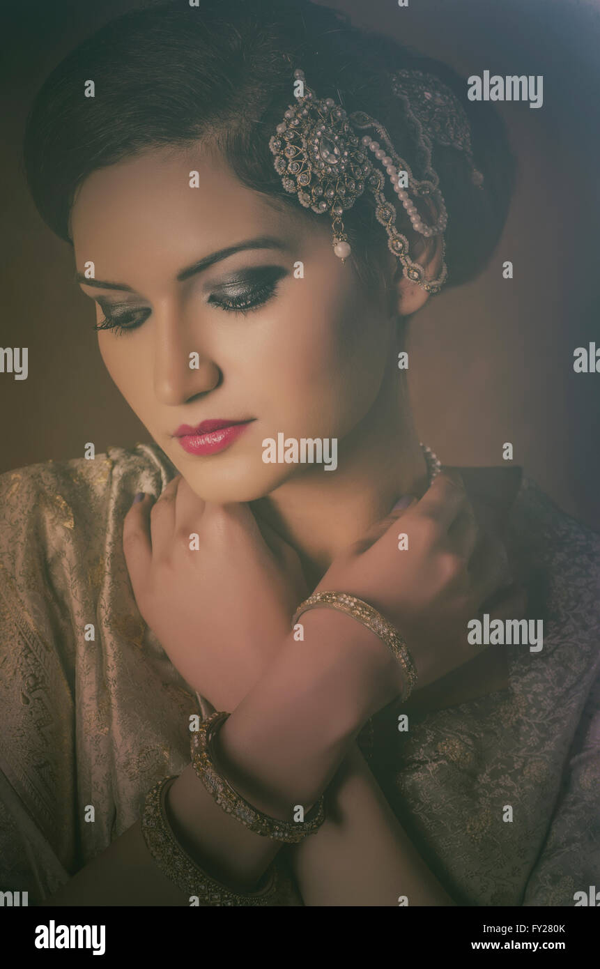 Indian bridal hands hi-res stock photography and images - Alamy