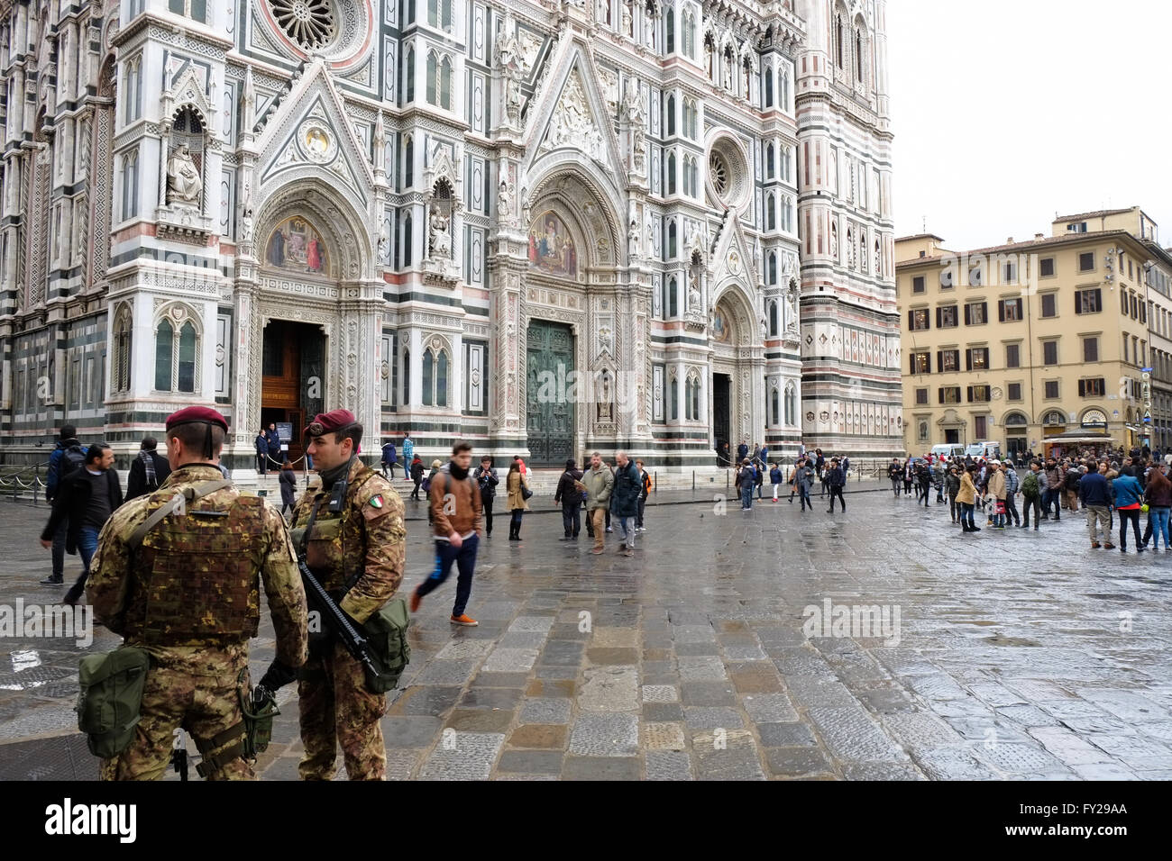 People working at Florence, Italy Stock Photo - Alamy