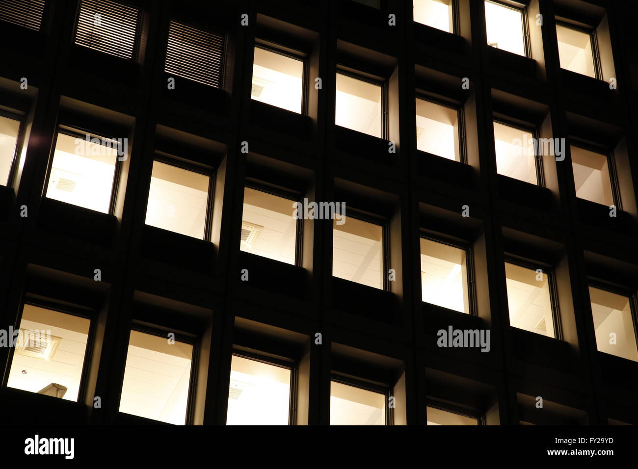 Office block building hi-res stock photography and images - Alamy
