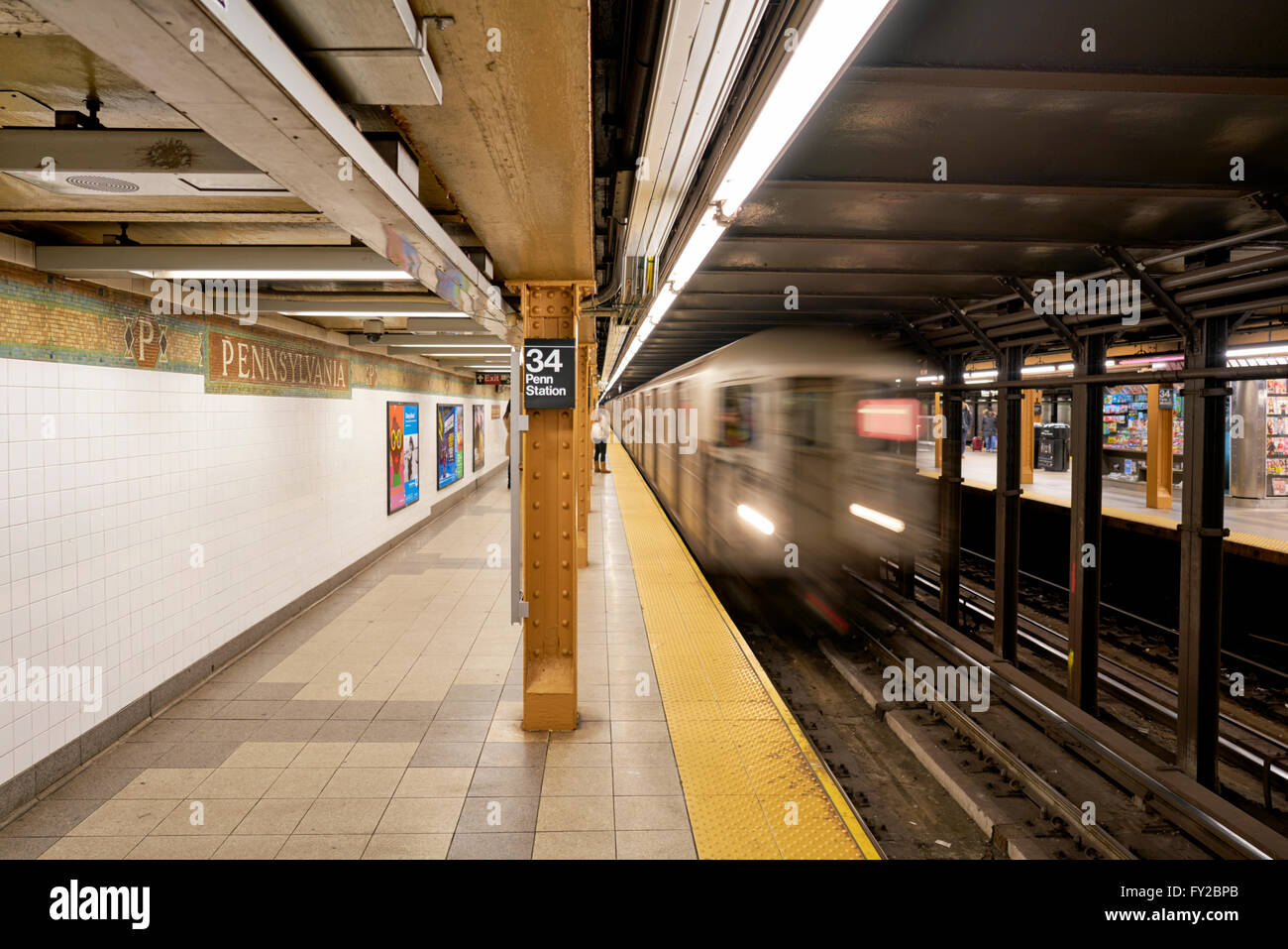 Fast metro hi-res stock photography and images - Alamy