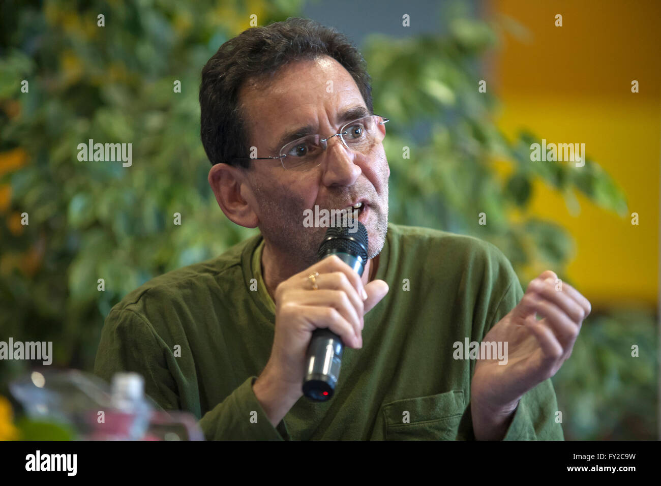 Interview method hi-res stock photography and images - Alamy