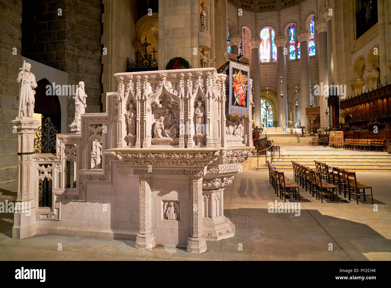 The cathedral of st john the divine hi-res stock photography and images - Alamy