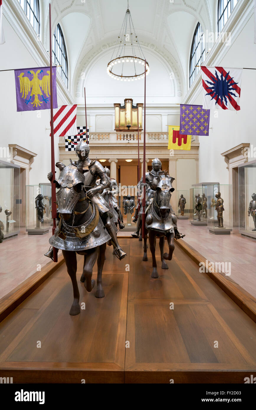 Metropolitan museum of art armor hi-res stock photography and images ...