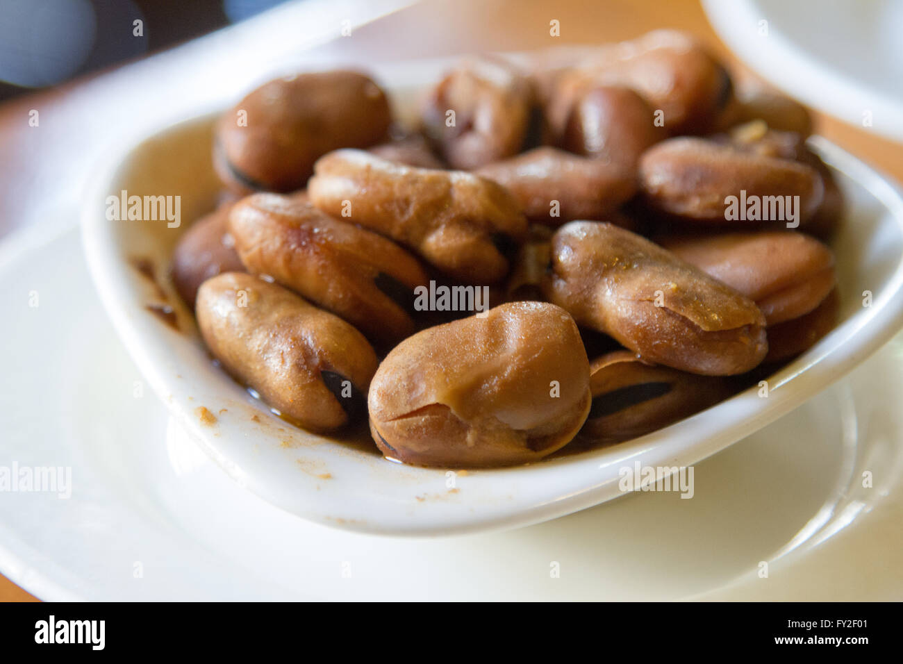 Fava beans hi-res stock photography and images - Alamy