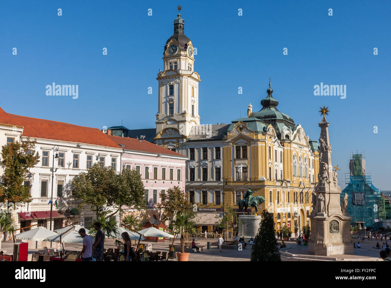 Pecs city hall hi-res stock photography and images - Alamy
