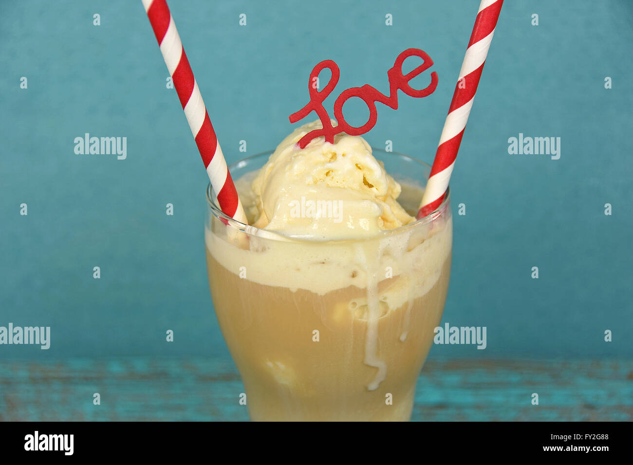 Root beer float hi-res stock photography and images - Alamy