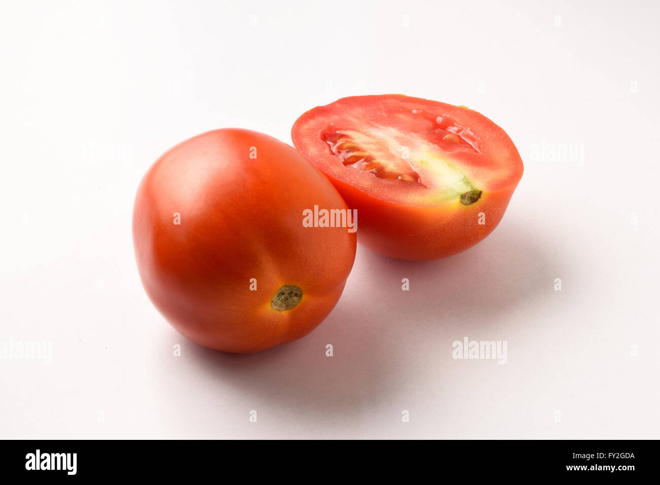 Cross section the tomato solanum lycopersicum hi-res stock photography ...