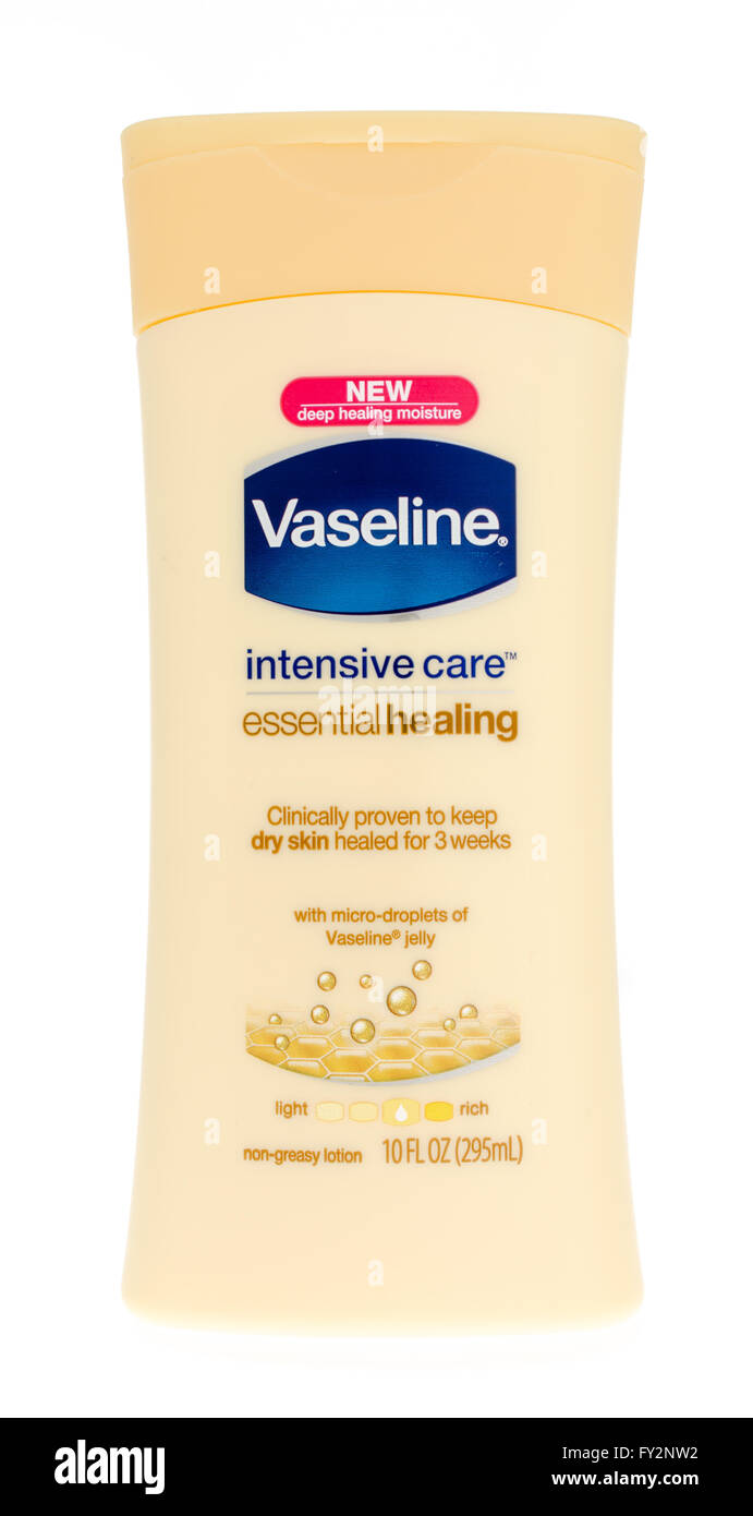 Winneconne, WI -22 Oct 2015: Bottle of Veseline body lotion Stock Photo ...