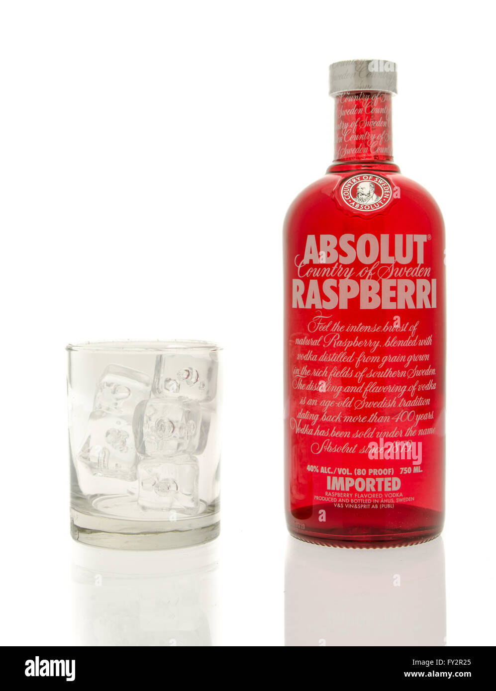 Absolut vodka bottle hi-res stock photography and images - Alamy