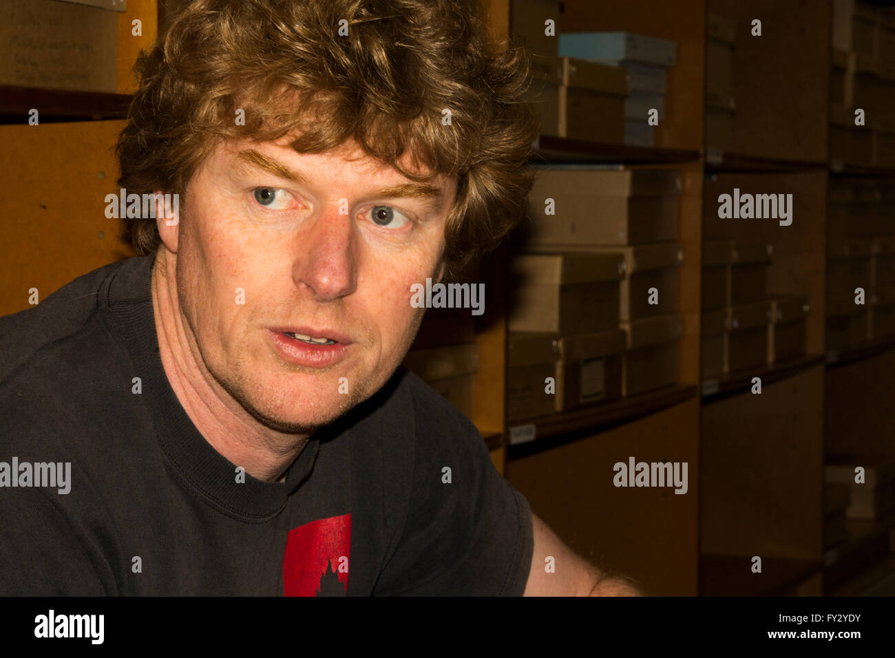 Alan Tennyson is curator of vertebrate zoology in the Te Papa National ...