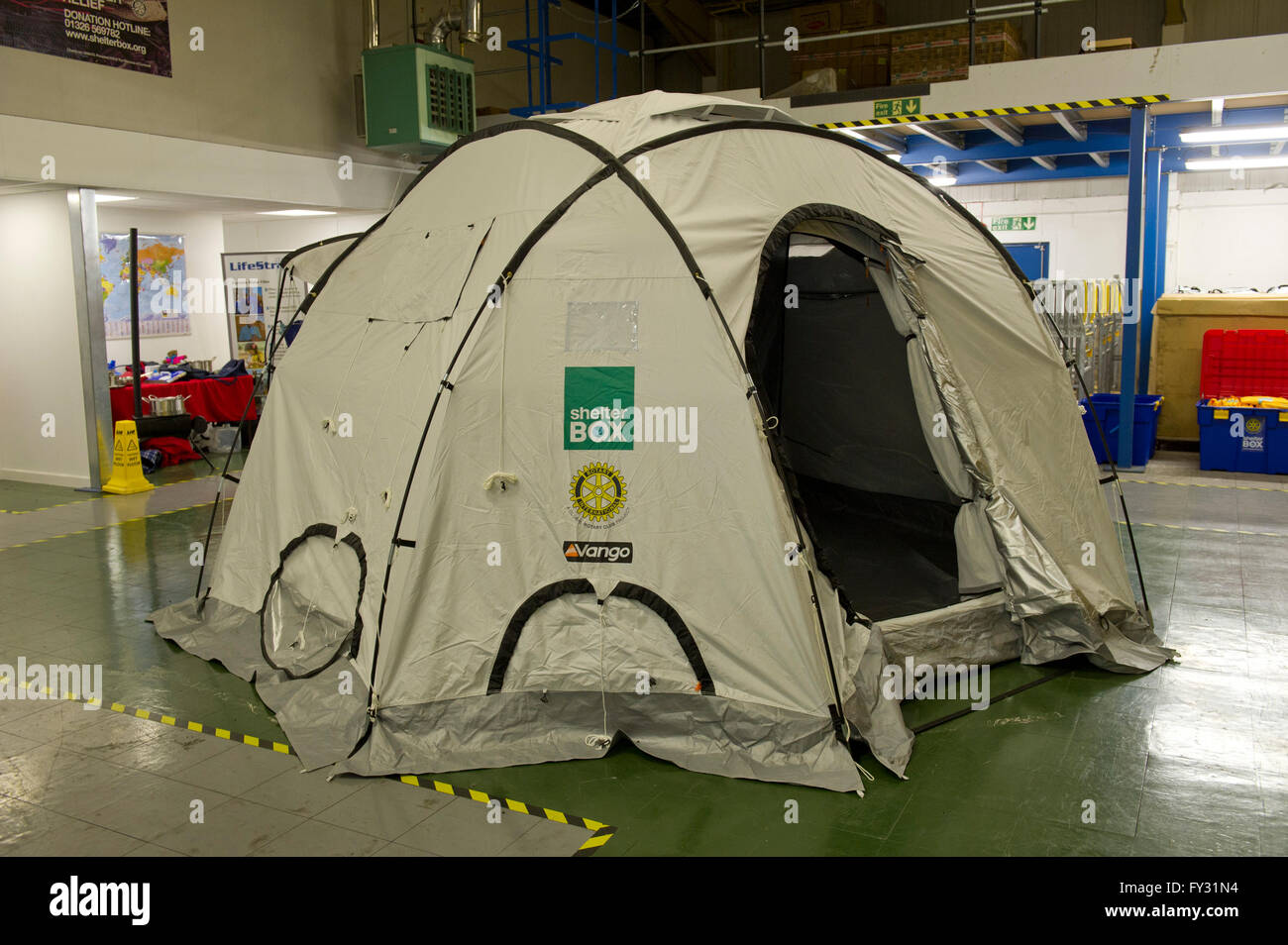 Shelterbox hi-res stock photography and images - Alamy
