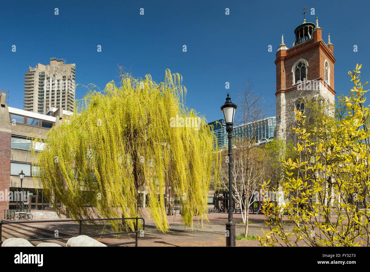 St Giles Cripplegate Church High Resolution Stock Photography and ...