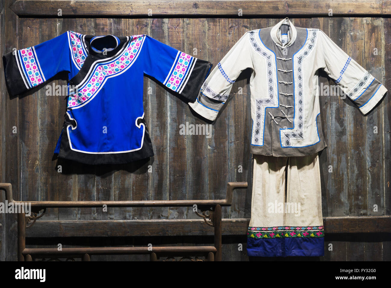 Peasant Clothing High Resolution Stock Photography and Images - Alamy