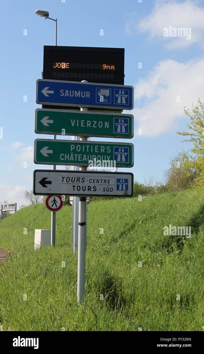 Autoroute signs france hi-res stock photography and images - Alamy