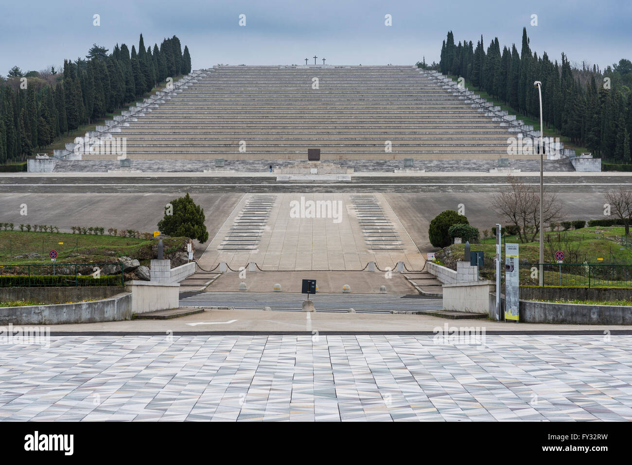 Largest military cemetery in Italy, Sacrario di Redipuglia, World War I ...