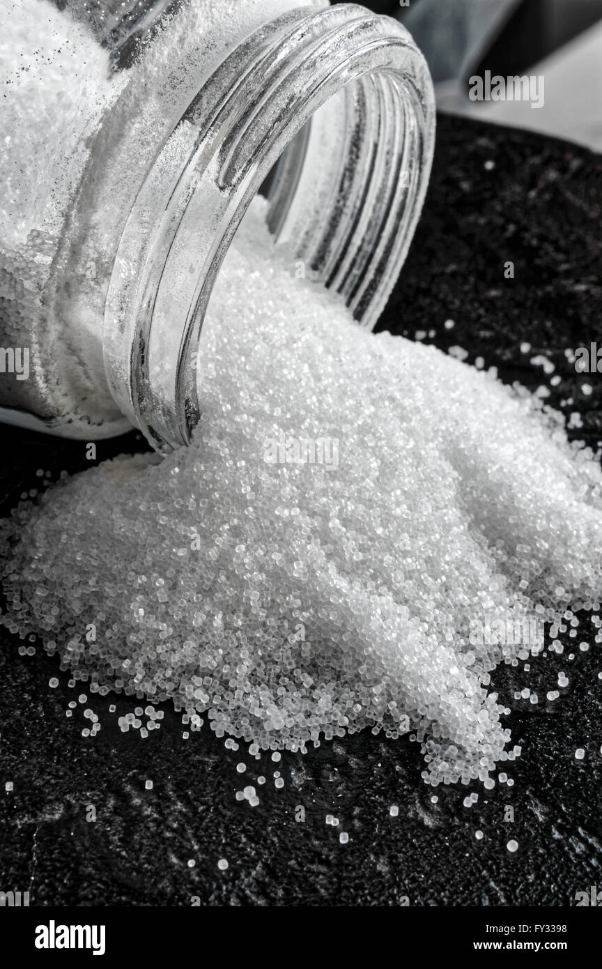 Pile of salt, macro Stock Photo - Alamy