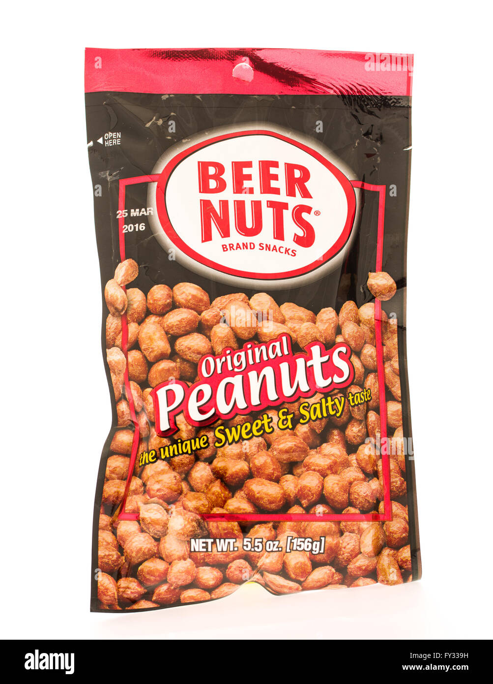 Beer nuts hi-res stock photography and images - Alamy