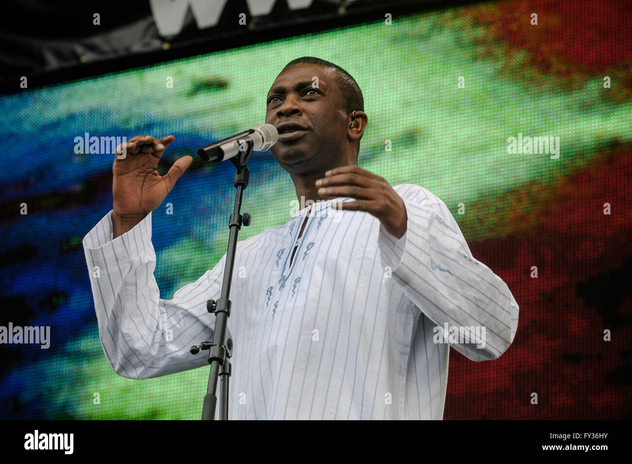 Live 8 at Hyde Park, London. 2 July 2005 Stock Photo - Alamy