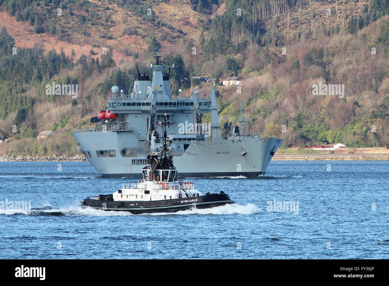 RFA Wave Ruler (A390), a Wave-class tanker, and SD Reliable, a Damen ...