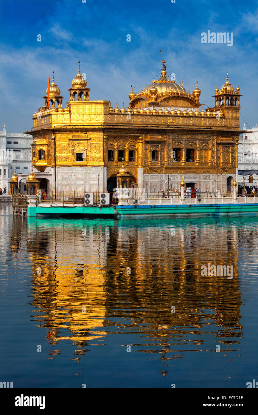 Golden temple of amritsar hi-res stock photography and images - Alamy