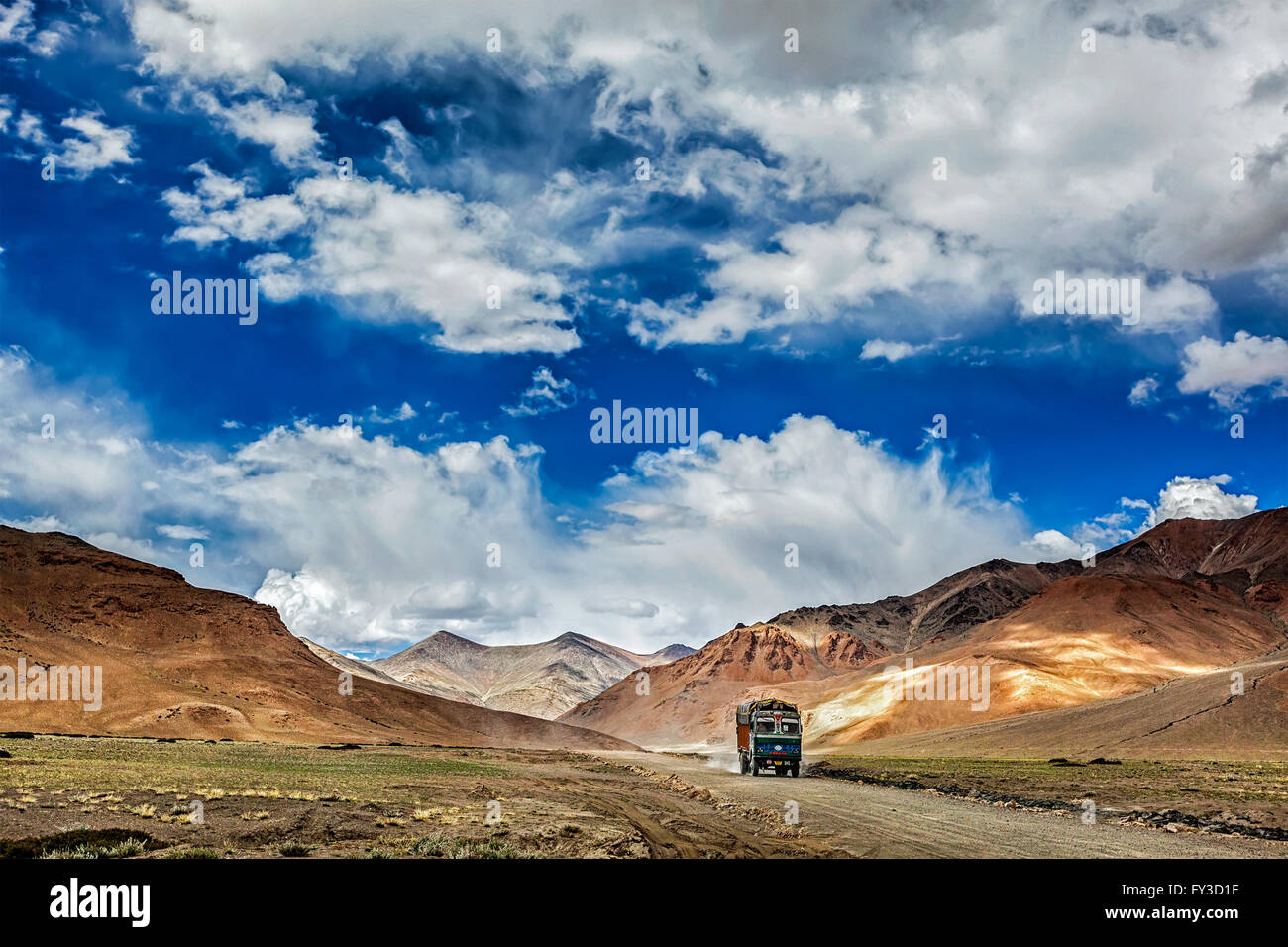 Trans himalaya hi-res stock photography and images - Alamy