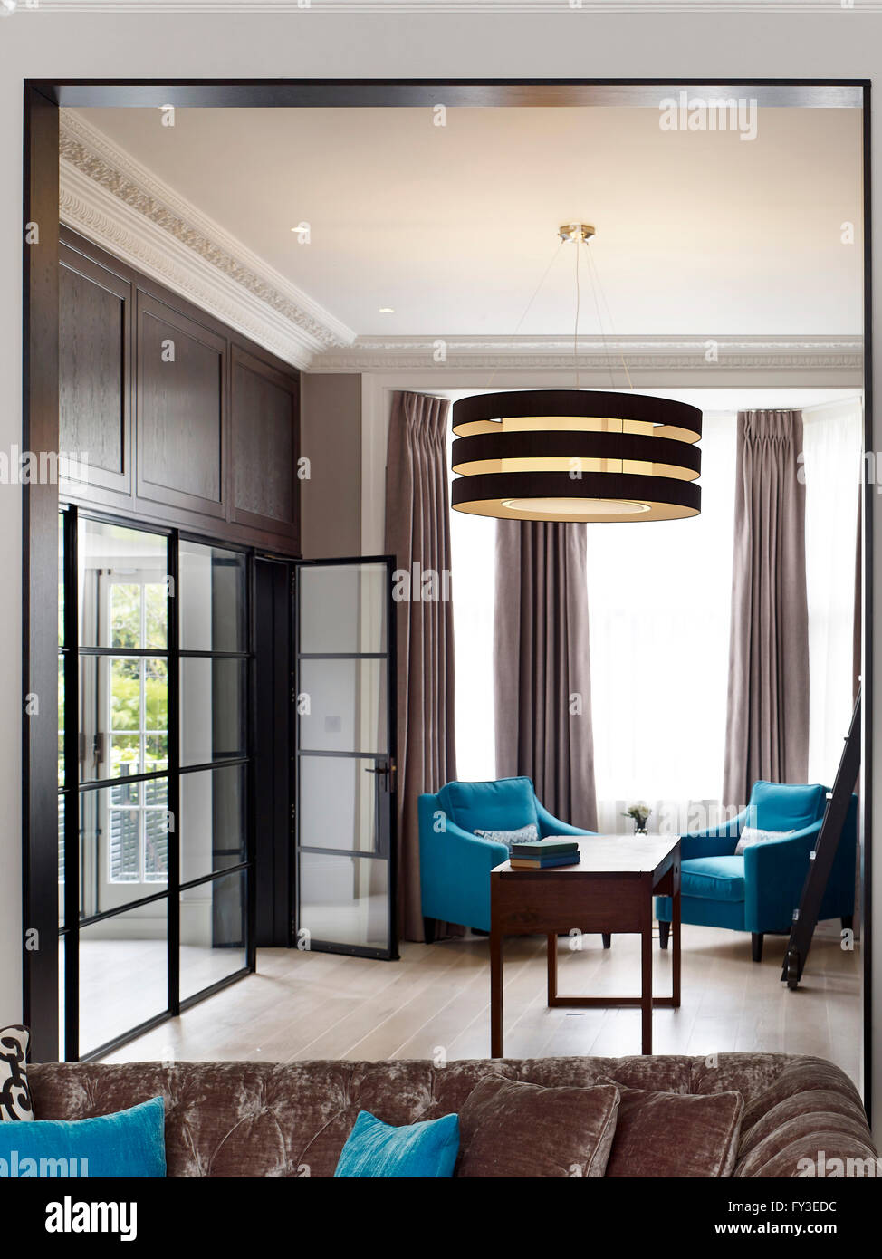 London posh house interior hi-res stock photography and images - Alamy