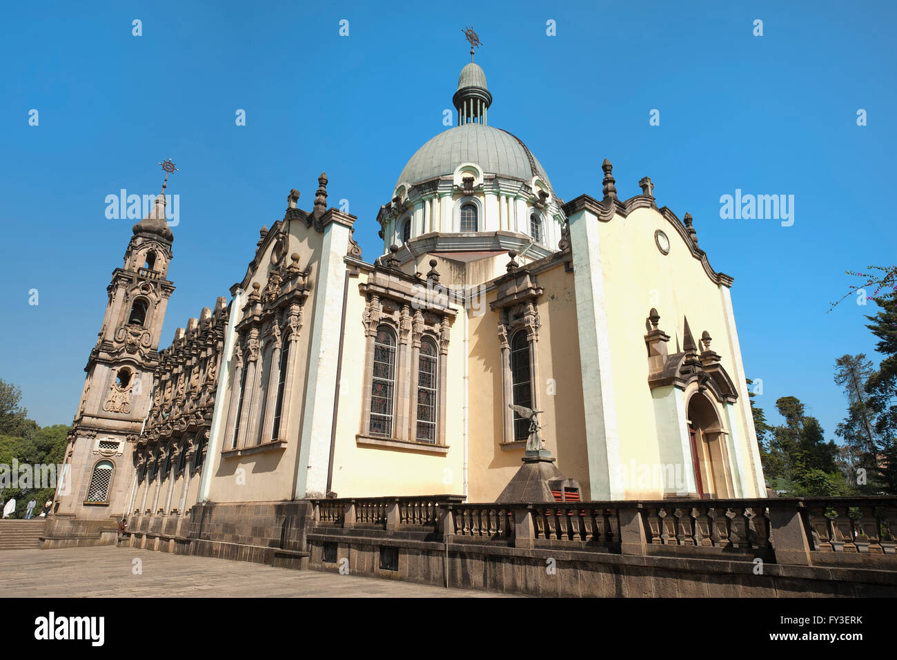 Holy Trinity Cathedral, (Kiddist Selassie), Addis Ababa, Ethiopia Stock ...