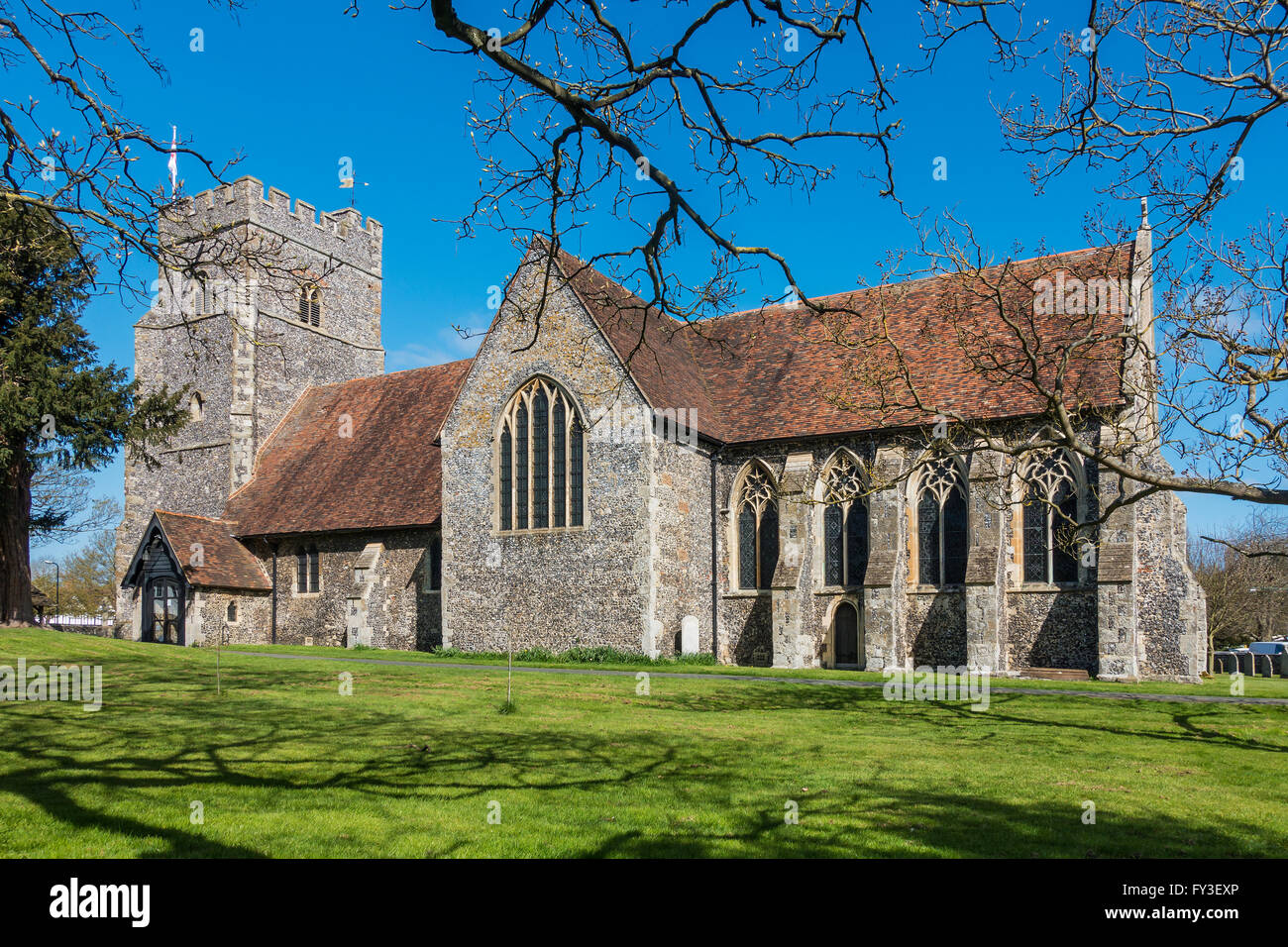 St marys chartham hi-res stock photography and images - Alamy