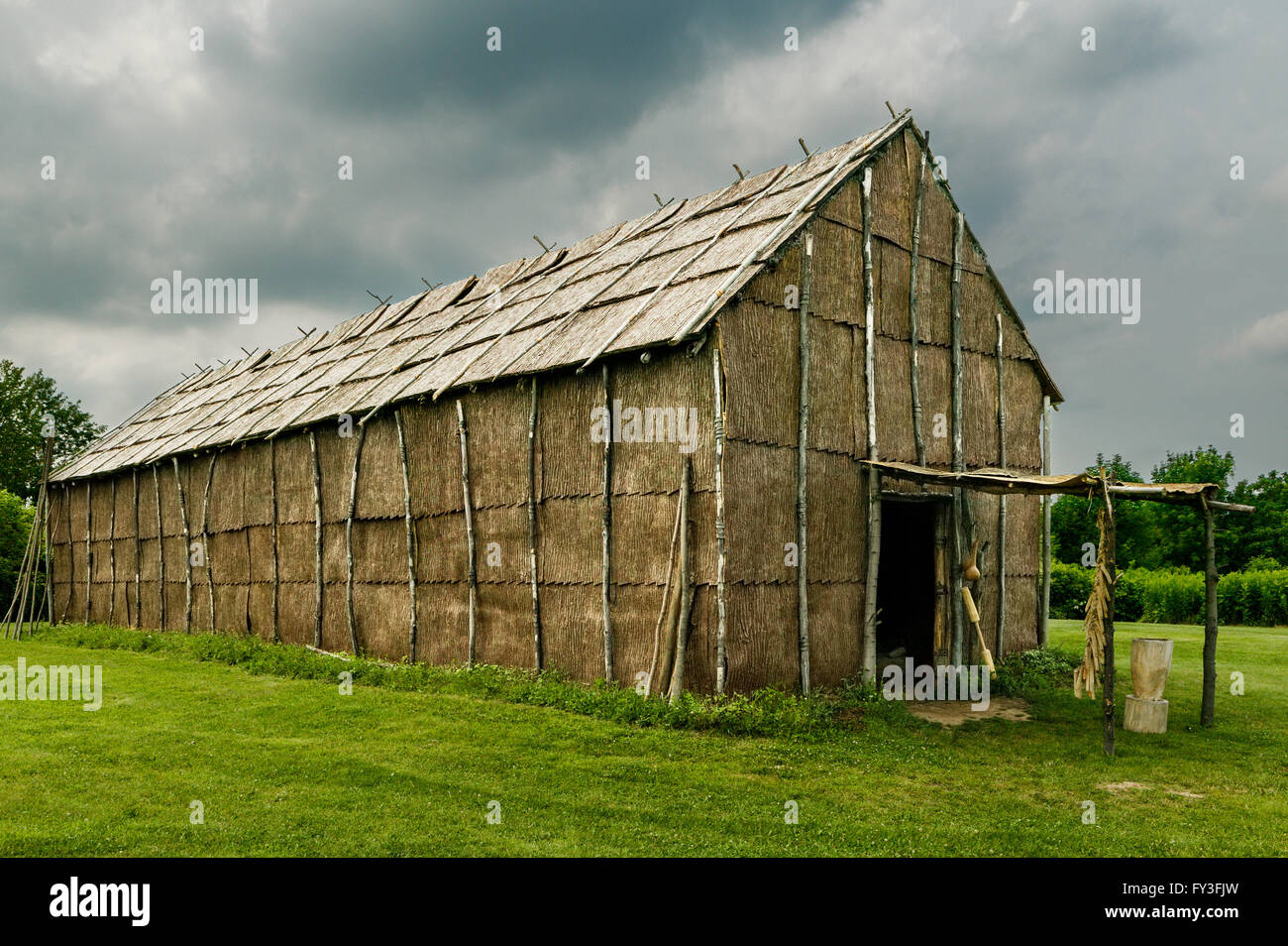 Longhouse Iroquois Traditional Home Native American Tribes