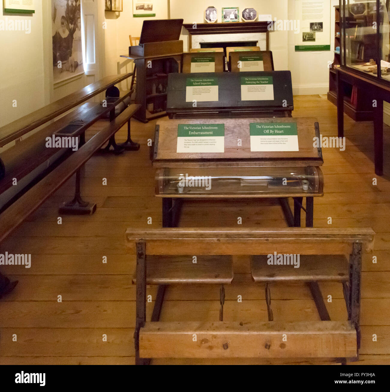 An old classroom in Retford museum Stock Photo - Alamy