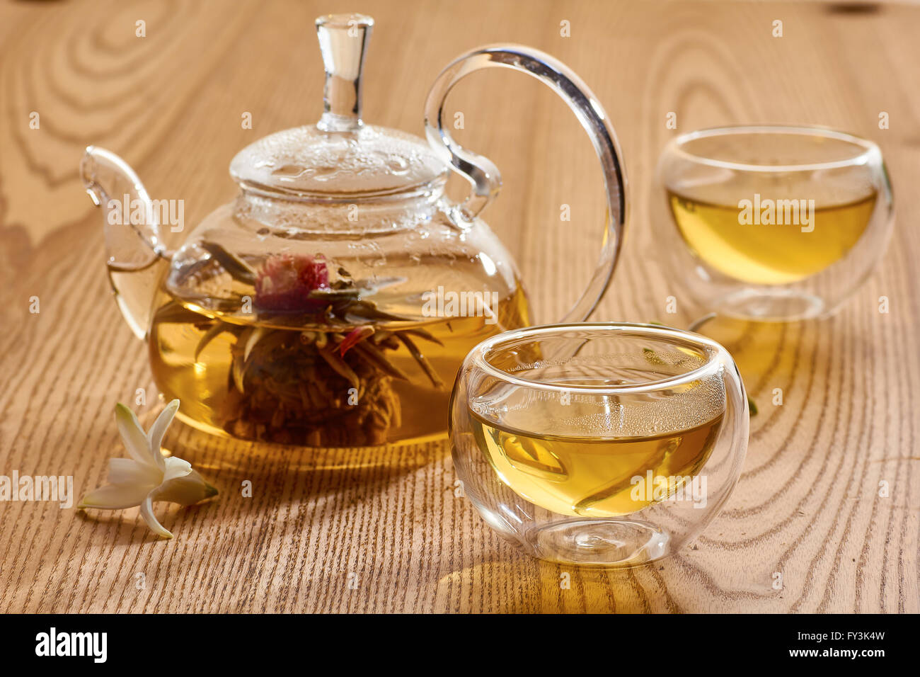 Two transparent tea cups hi-res stock photography and images - Alamy