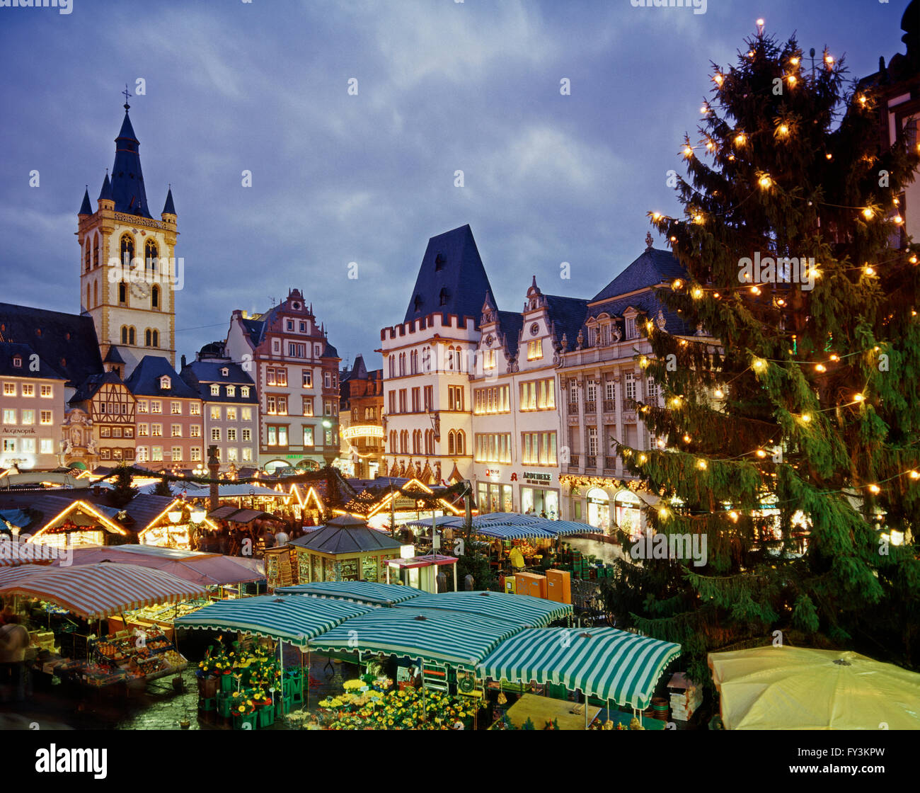 Trier Christmas market, Rhineland Palatinate, Germany Stock Photo - Alamy