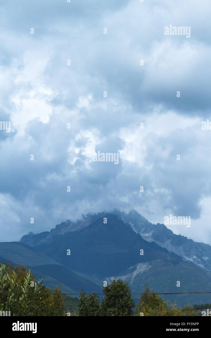 Mountainous landscape and lush nature in autumn near Lijiang in Yunnan ...
