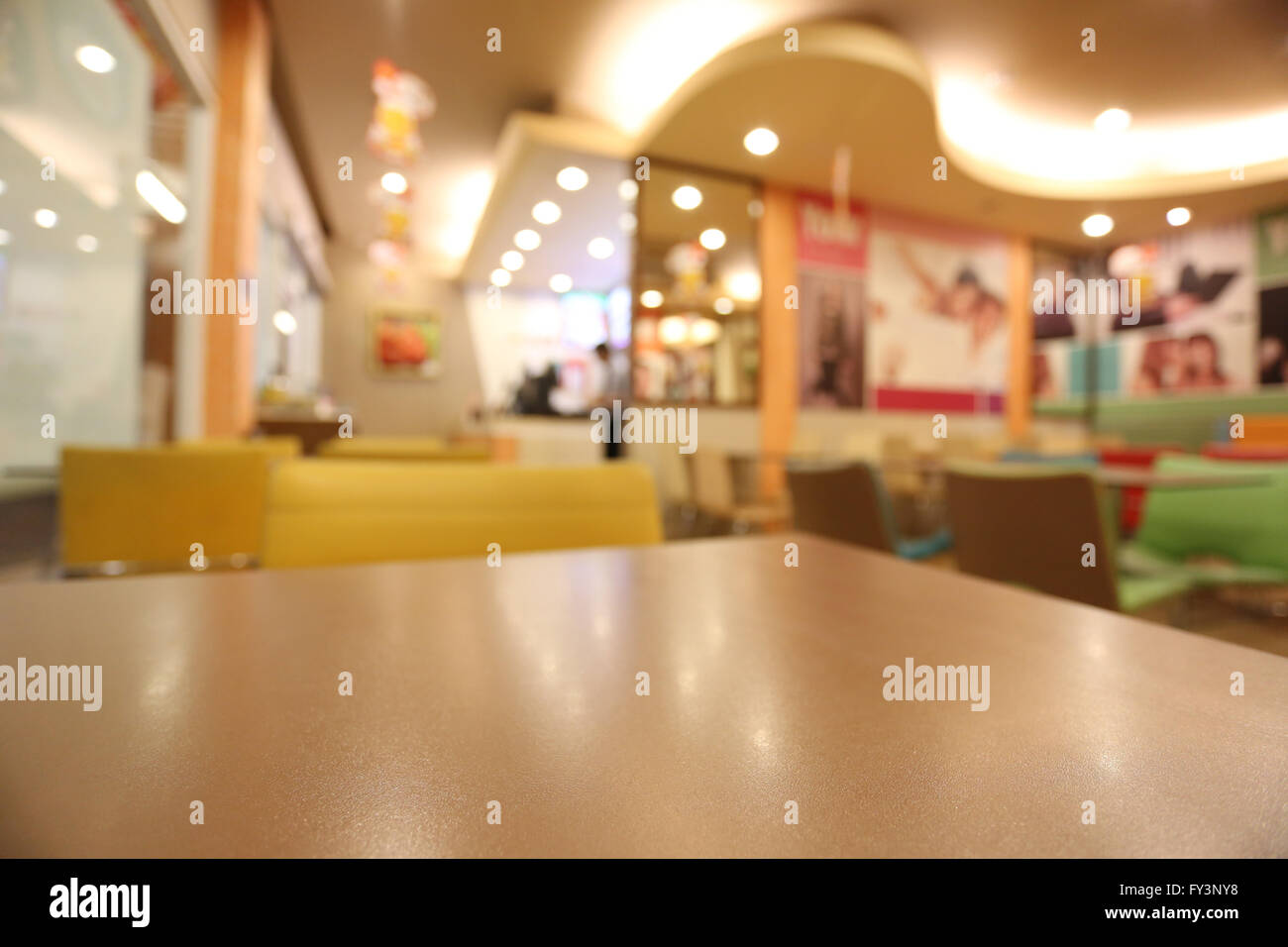 Background blur of Restaurants cafe at night Stock Photo - Alamy