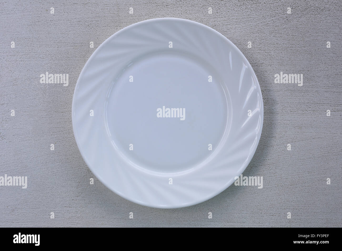 Empty white hi-res stock photography and images - Alamy