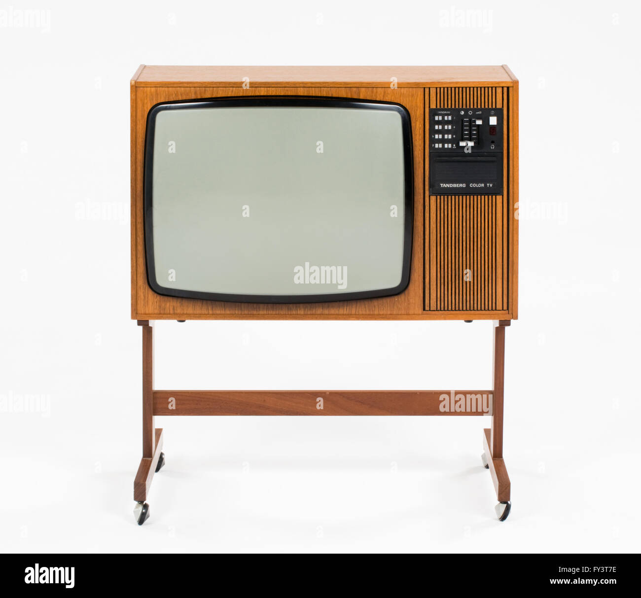 Colour television 1970s hi-res stock photography and images - Alamy