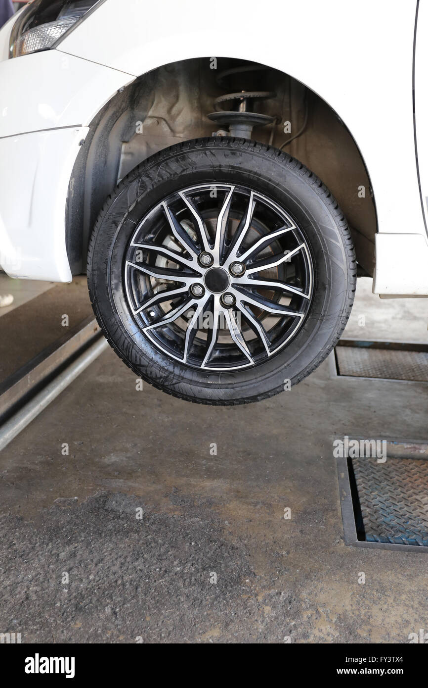 Alloy wheel repair hi-res stock photography and images - Alamy