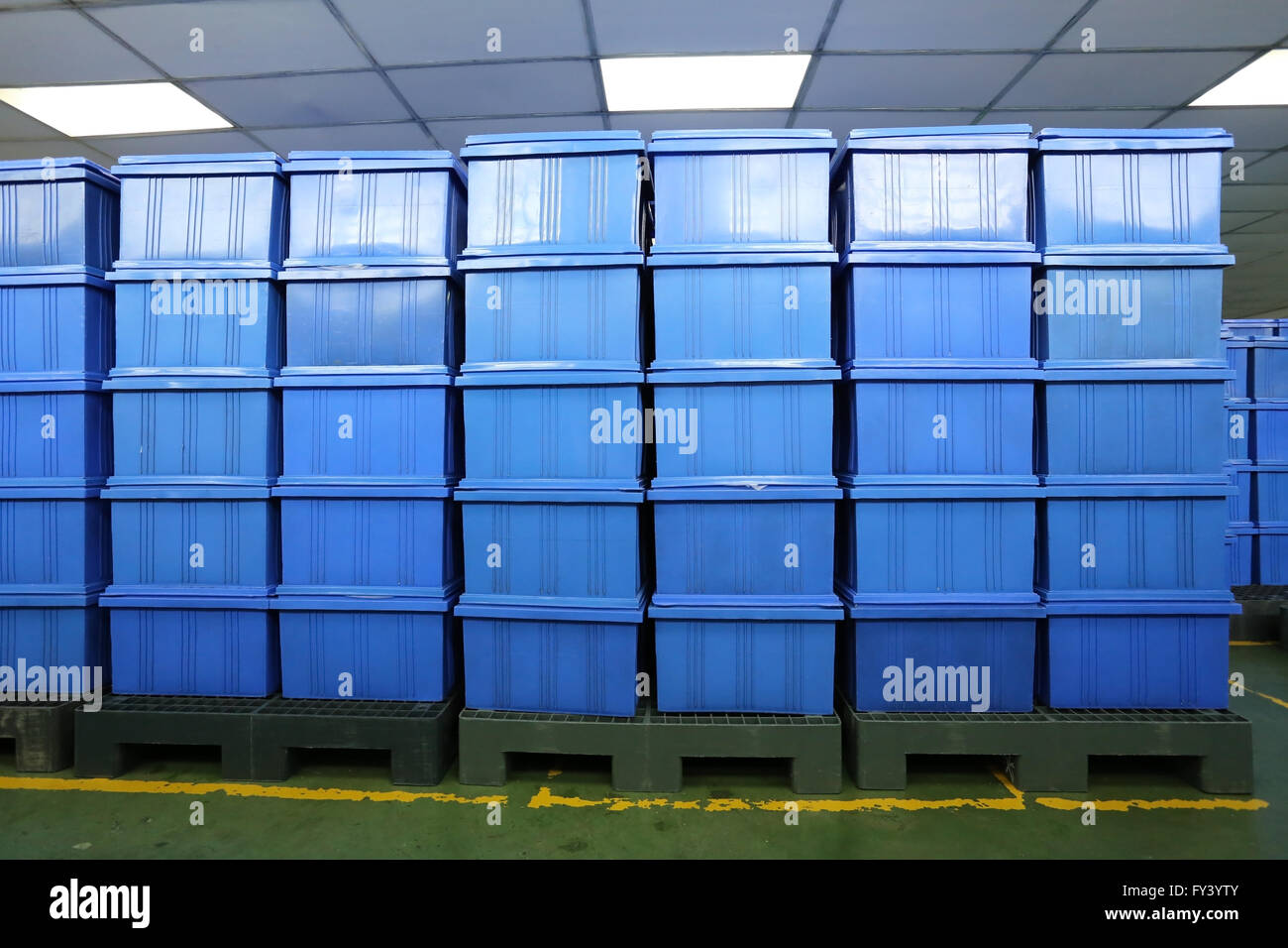 Industrial goods hi-res stock photography and images - Alamy