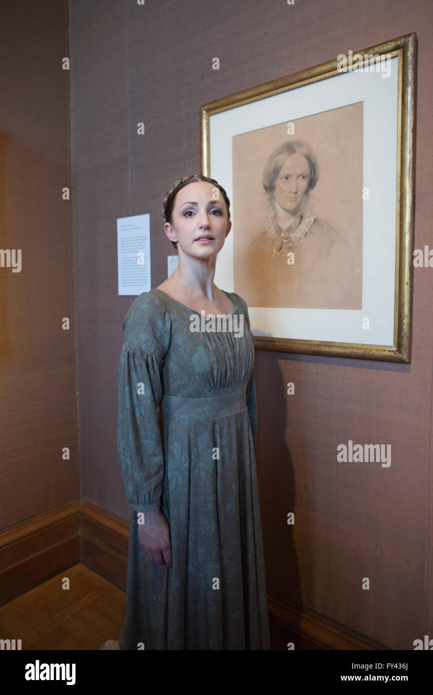 Northern ballet leading dancers hannah bateman javier torres hi-res ...