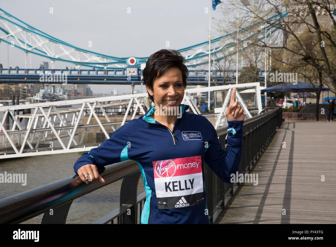 Kelly holmes running hi-res stock photography and images - Alamy