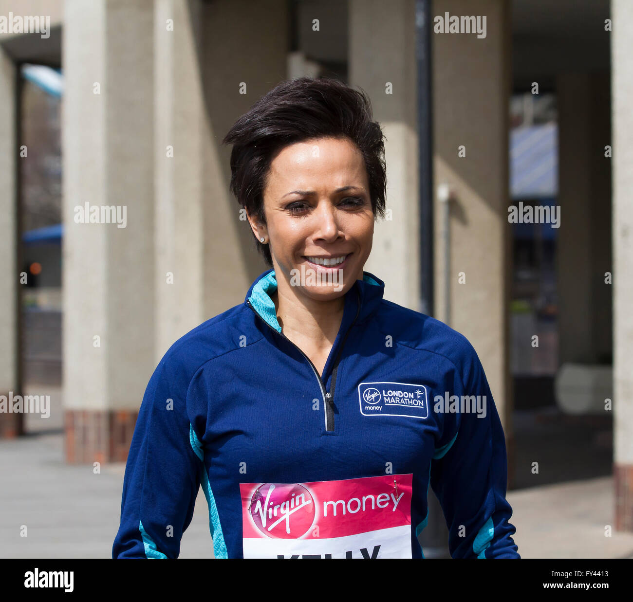 Kelly holmes running hi-res stock photography and images - Alamy