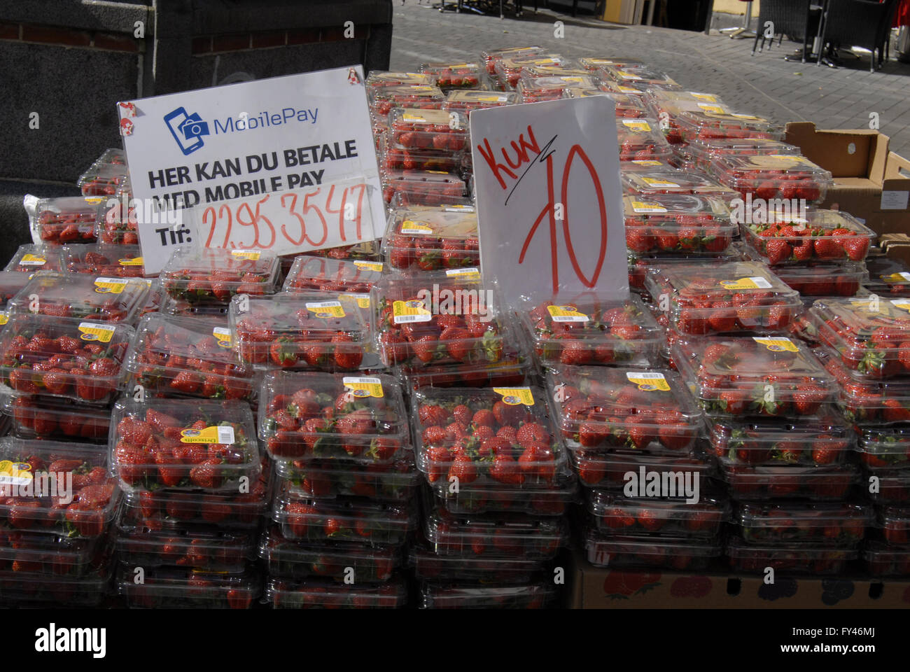 Danmark mobilepay hi-res stock photography and images - Alamy